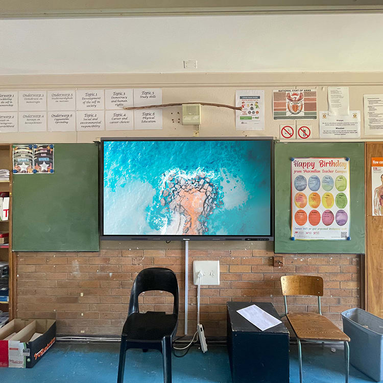 Farrar School. Hisense Commercial Display