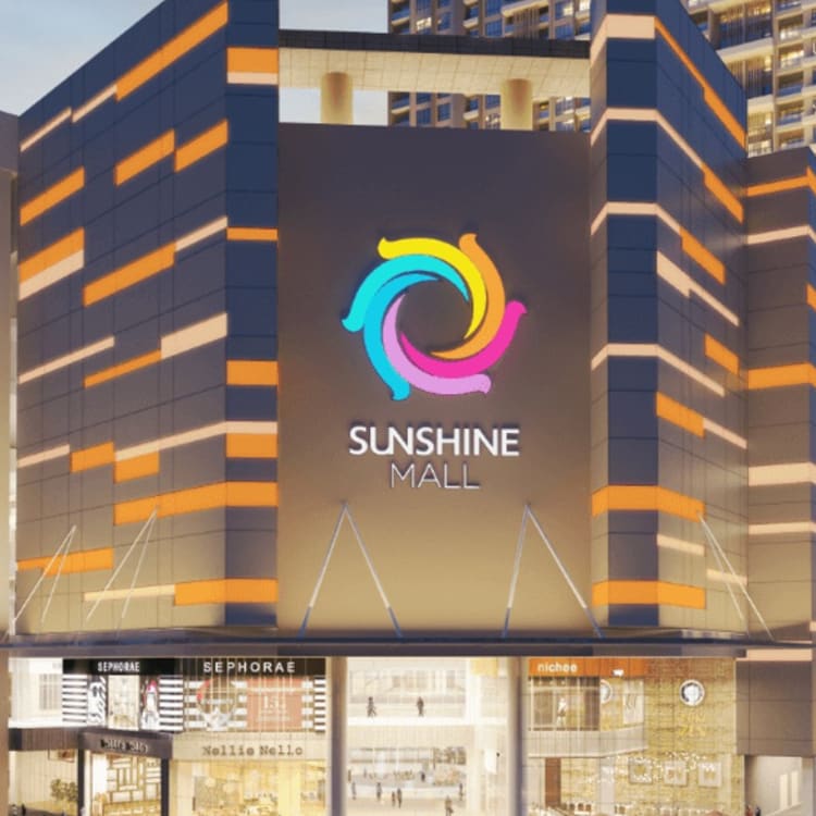 Sunshine Mall. Hisense Commercial Display