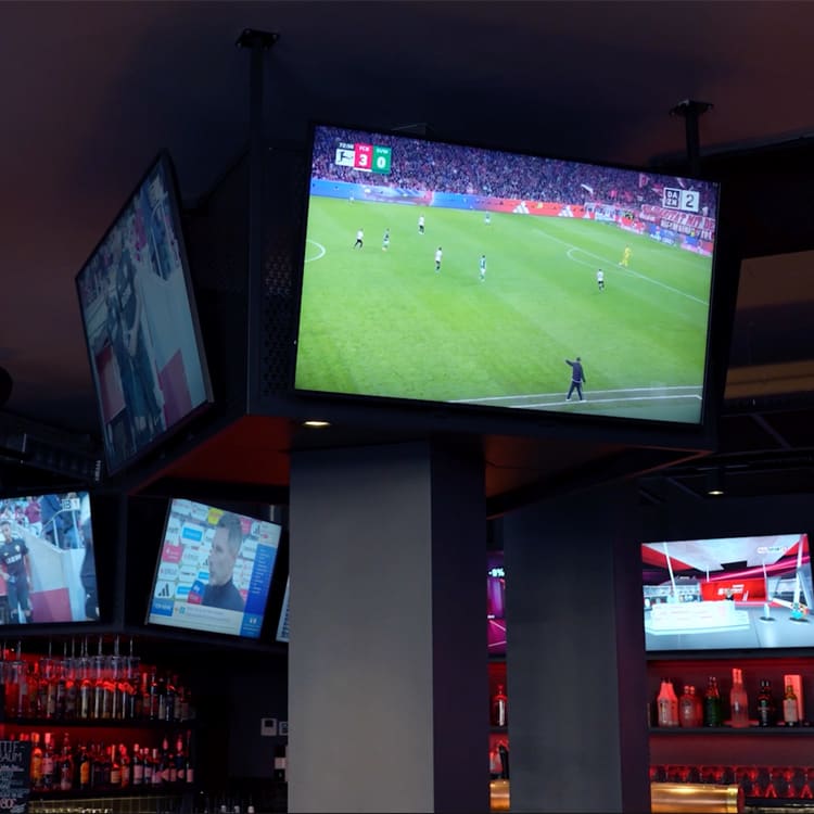Tipico Sports Bar. Hisense Commercial Display